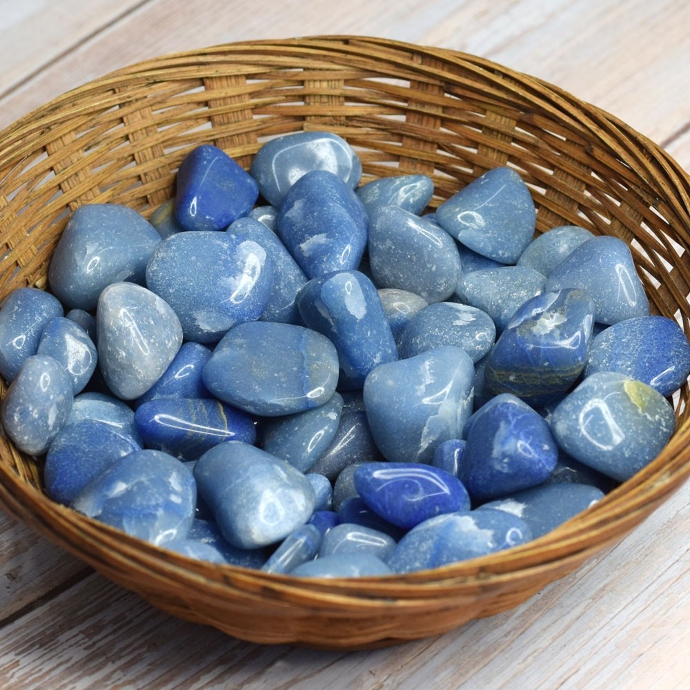 Pedra Polida Quartzo Azul Média 100 gramas | A maior Loja de Umbanda e ...