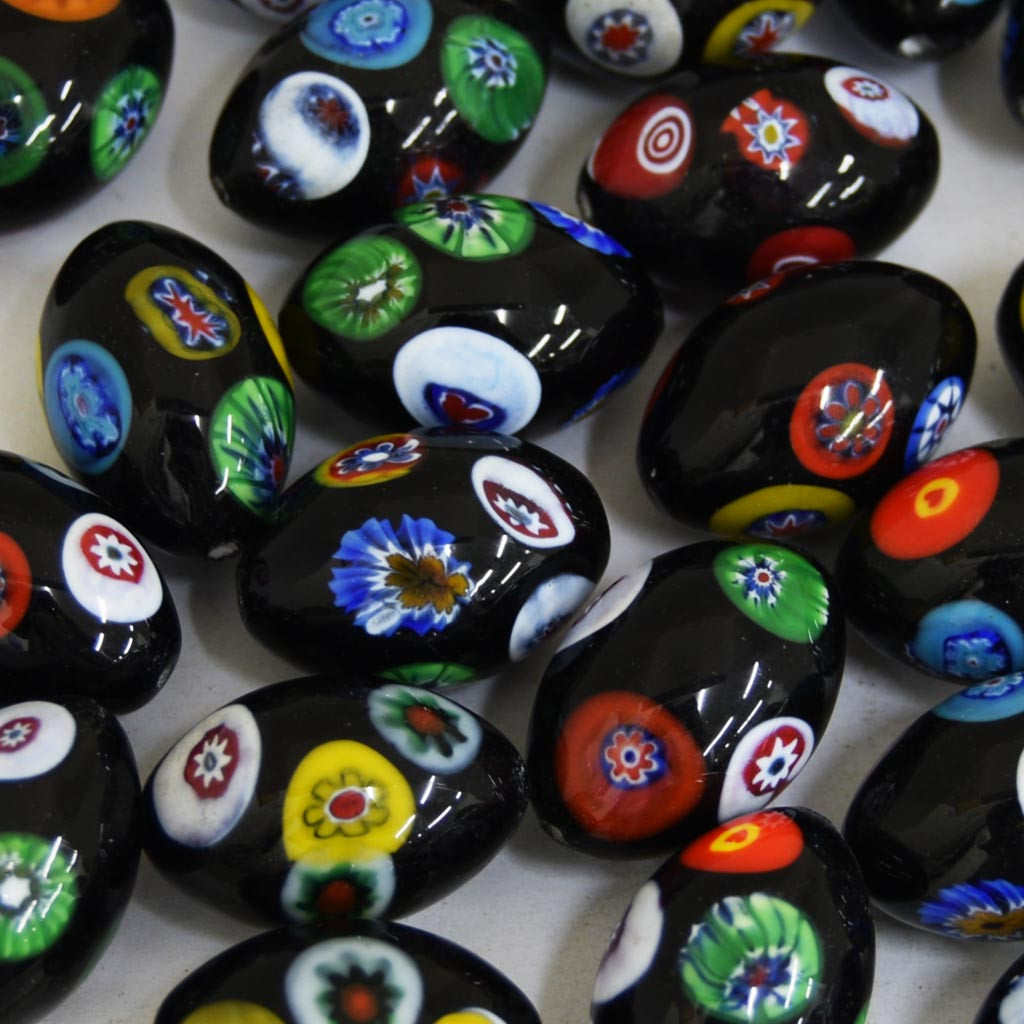 Murano Italiano Decorado Millefiori Preto 22/14 mm 709167 | A maior ...