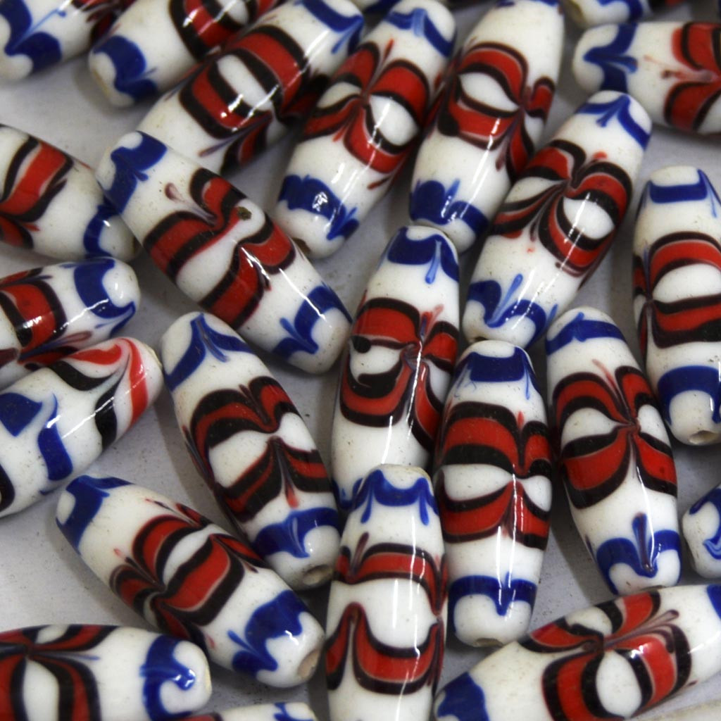Murano Italiano Decorado Rajado Branco 26/10 mm 709182 - Muranos ...